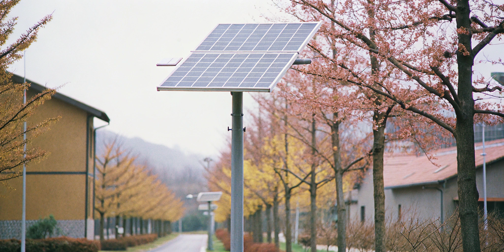 Can Integrated Solar Street Lights Work in Rainy or Snowy Conditions ...